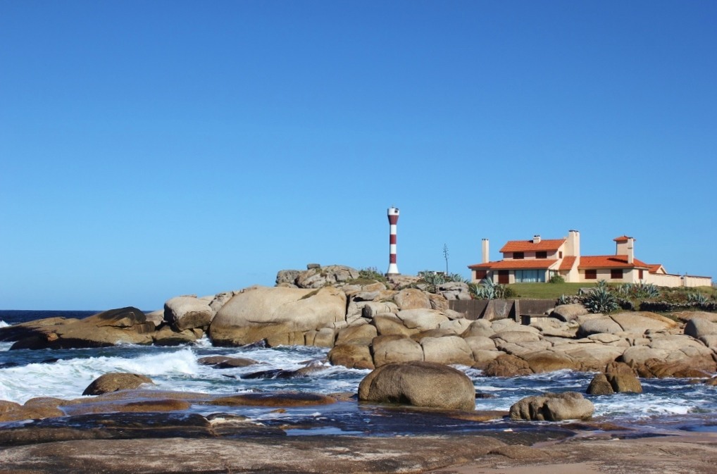 5 Reasons To Visit Punta del Diablo, Uruguay - Jetsetting Fools