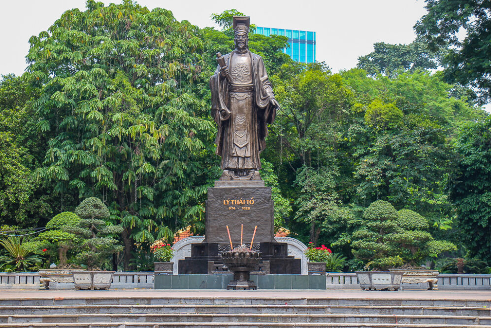 Hanoi Walking Tours: 5 Free DIY Walks In Hanoi, Vietnam - Jetsetting Fools